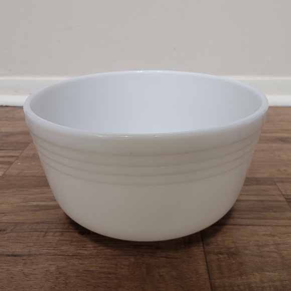 Pyrex | Kitchen | Vintage Pyrex Hamilton Beach Milk Glass Mixing Bowl 6 ...